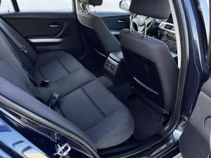 Blue BMW 318 2009 in Ukmerge, with an engine capacity of 2.00 L and mileage of 316 thousand km for 3200 €, photo 22 on AUTOMOTO.COM.LV