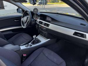 Blue BMW 318 2009 in Ukmerge, with an engine capacity of 2.00 L and mileage of 316 thousand km for 3200 €, photo 23 on AUTOMOTO.COM.LV
