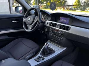 Blue BMW 318 2009 in Ukmerge, with an engine capacity of 2.00 L and mileage of 316 thousand km for 3200 €, photo 24 on AUTOMOTO.COM.LV