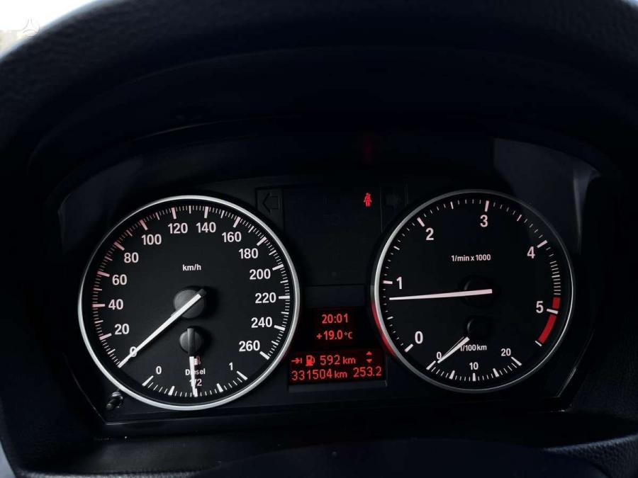 Blue BMW 318 2009 in Ukmerge, with an engine capacity of 2.00 L and mileage of 316 thousand km for 3200 €, photo 25 on AUTOMOTO.COM.LV