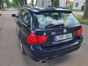 Zils BMW 318 2009 Alīta, ar dzinēja tilpumu 2.00 L un nobraukumu 373 tūkst. km par 2950 €, foto  vietnē AUTOMOTO.COM.LV