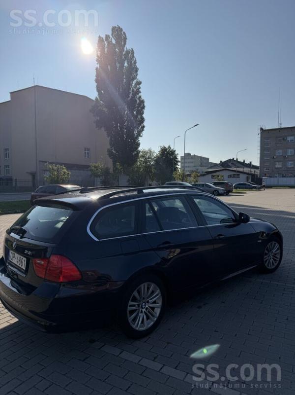 Zils BMW 318 2009 Liepāja, ar dzinēja tilpumu 2.00 L un nobraukumu 208 tūkst. km par 5800 €, foto 5 vietnē AUTOMOTO.COM.LV