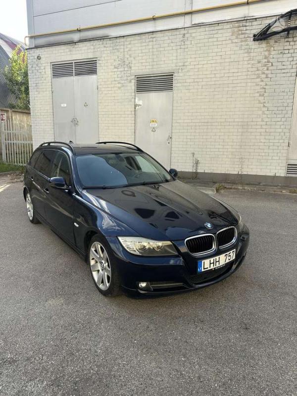 Zils BMW 318 2009 Kauņa, ar dzinēja tilpumu 2.00 L un nobraukumu 372 tūkst. km par 2799 €, foto 3 vietnē AUTOMOTO.COM.LV