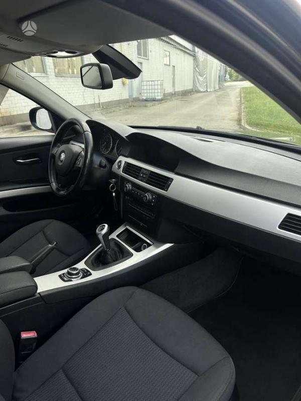 Zils BMW 318 2009 Kauņa, ar dzinēja tilpumu 2.00 L un nobraukumu 372 tūkst. km par 2799 €, foto 11 vietnē AUTOMOTO.COM.LV