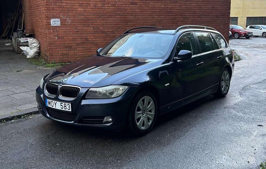 Zils BMW 318 2009 Viļņa, ar dzinēja tilpumu 2.00 L un nobraukumu 398 tūkst. km par 2700 €, foto 4 vietnē AUTOMOTO.COM.LV