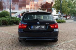 Zils BMW 318 2009 Liepāja, ar dzinēja tilpumu 2.00 L un nobraukumu 208 tūkst. km par 5395 €, foto 5 vietnē AUTOMOTO.COM.LV