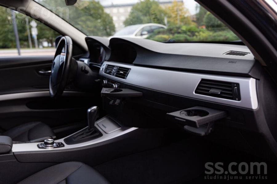 Zils BMW 318 2009 Liepāja, ar dzinēja tilpumu 2.00 L un nobraukumu 208 tūkst. km par 5395 €, foto 8 vietnē AUTOMOTO.COM.LV