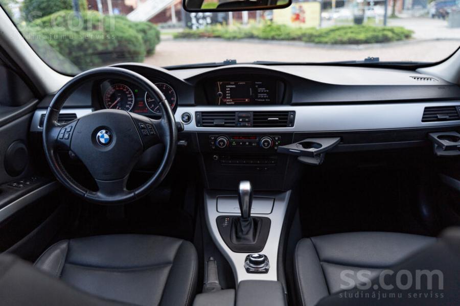 Zils BMW 318 2009 Liepāja, ar dzinēja tilpumu 2.00 L un nobraukumu 208 tūkst. km par 5395 €, foto 11 vietnē AUTOMOTO.COM.LV