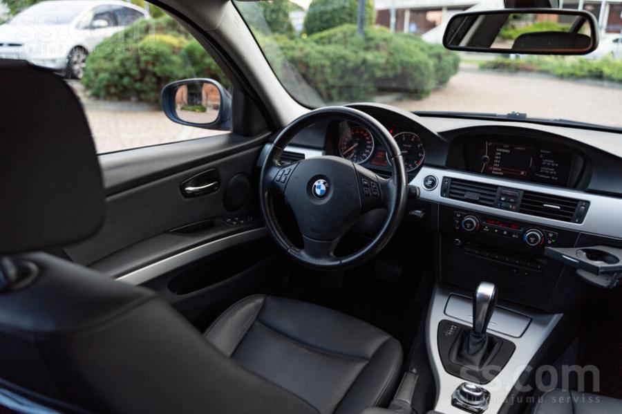 Zils BMW 318 2009 Liepāja, ar dzinēja tilpumu 2.00 L un nobraukumu 208 tūkst. km par 5395 €, foto 14 vietnē AUTOMOTO.COM.LV