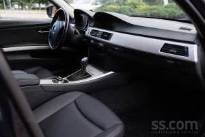 Zils BMW 318 2009 Liepāja, ar dzinēja tilpumu 2.00 L un nobraukumu 208 tūkst. km par 5395 €, foto 17 vietnē AUTOMOTO.COM.LV