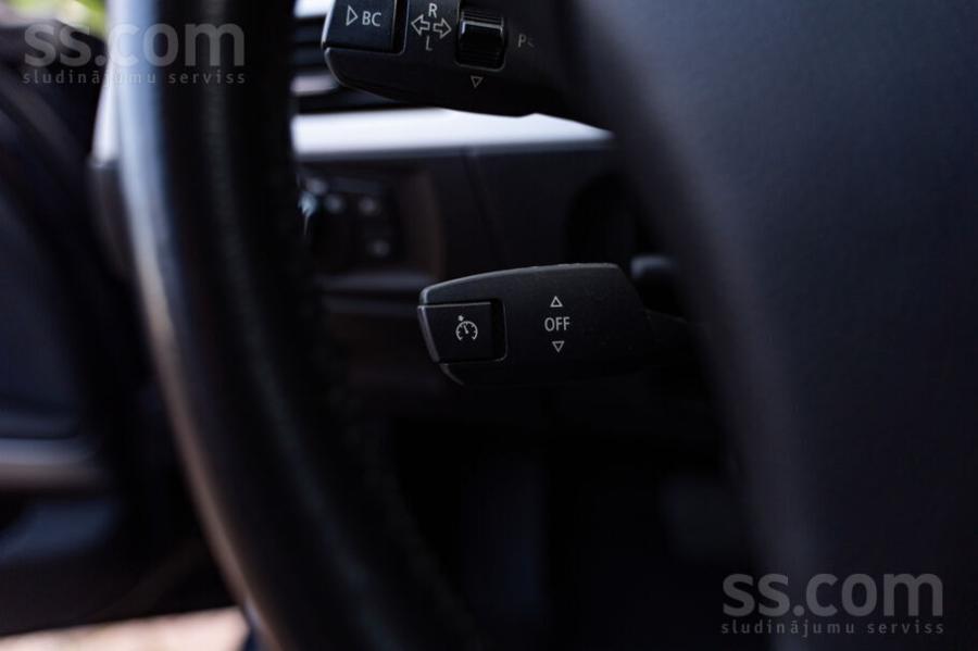 Zils BMW 318 2009 Liepāja, ar dzinēja tilpumu 2.00 L un nobraukumu 208 tūkst. km par 5395 €, foto 21 vietnē AUTOMOTO.COM.LV
