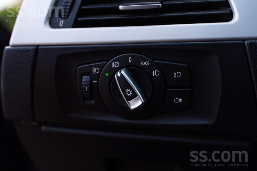 Zils BMW 318 2009 Liepāja, ar dzinēja tilpumu 2.00 L un nobraukumu 208 tūkst. km par 5395 €, foto 22 vietnē AUTOMOTO.COM.LV