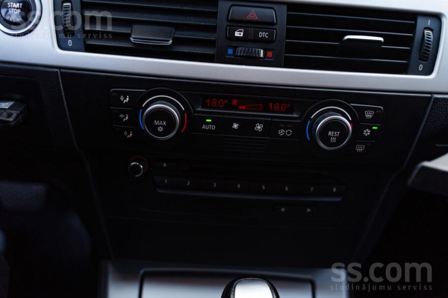 Zils BMW 318 2009 Liepāja, ar dzinēja tilpumu 2.00 L un nobraukumu 208 tūkst. km par 5395 €, foto 25 vietnē AUTOMOTO.COM.LV