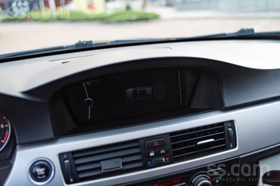 Zils BMW 318 2009 Liepāja, ar dzinēja tilpumu 2.00 L un nobraukumu 208 tūkst. km par 5395 €, foto 26 vietnē AUTOMOTO.COM.LV