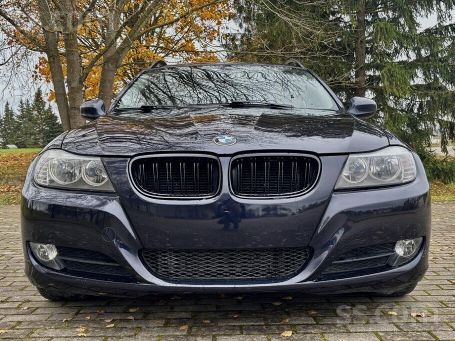 Zils BMW 318 2010 Tukums, ar dzinēja tilpumu 2.00 L un nobraukumu 350 tūkst. km par 4750 €, foto 3 vietnē AUTOMOTO.COM.LV