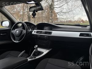 Zils BMW 318 2010 Tukums, ar dzinēja tilpumu 2.00 L un nobraukumu 350 tūkst. km par 4750 €, foto 10 vietnē AUTOMOTO.COM.LV