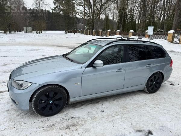 Zils BMW 318 2010 Rīga, ar dzinēja tilpumu 2.00 L un nobraukumu 375 tūkst. km par 3750 €, foto 1 vietnē AUTOMOTO.COM.LV