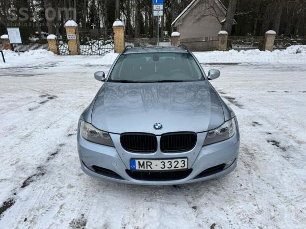 Zils BMW 318 2010 Rīga, ar dzinēja tilpumu 2.00 L un nobraukumu 375 tūkst. km par 3750 €, foto 4 vietnē AUTOMOTO.COM.LV