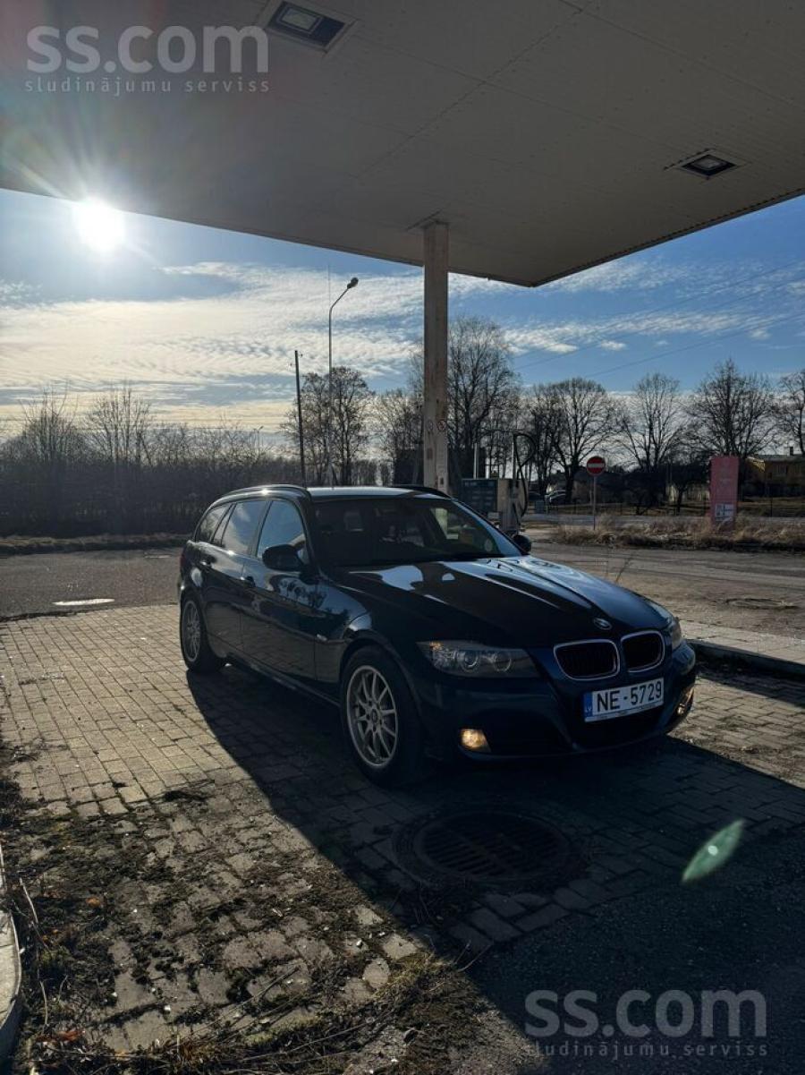 Zils BMW 318 2010 Valmiera, ar dzinēja tilpumu 2.00 L un nobraukumu 320 tūkst. km par 4000 €, foto 3 vietnē AUTOMOTO.COM.LV