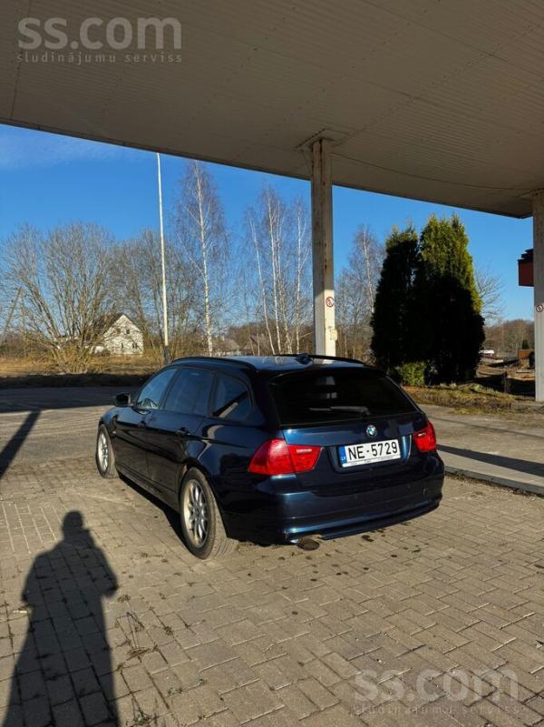 Zils BMW 318 2010 Valmiera, ar dzinēja tilpumu 2.00 L un nobraukumu 320 tūkst. km par 4000 €, foto 4 vietnē AUTOMOTO.COM.LV