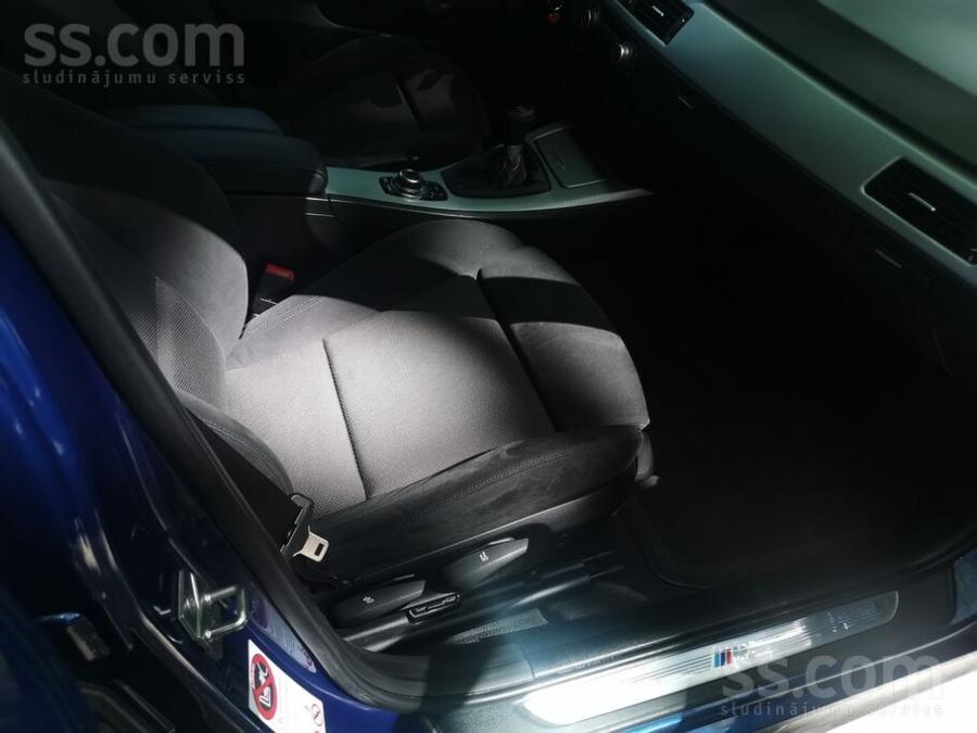 Zils BMW 318 2010 Bauska, ar dzinēja tilpumu 2.00 L un nobraukumu 352 tūkst. km par 6499 €, foto 7 vietnē AUTOMOTO.COM.LV