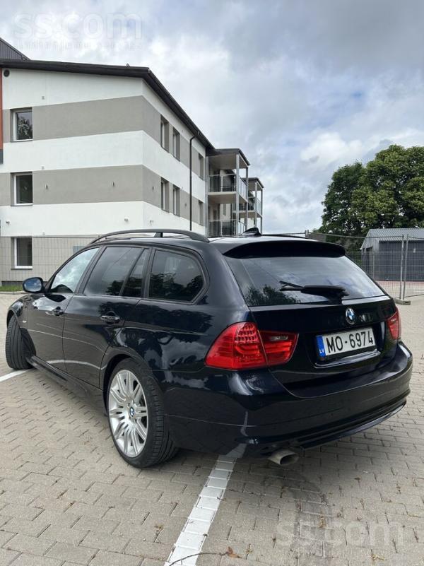 Zils BMW 318 2010 Tukums, ar dzinēja tilpumu 2.00 L un nobraukumu 345 tūkst. km par 4750 €, foto 2 vietnē AUTOMOTO.COM.LV