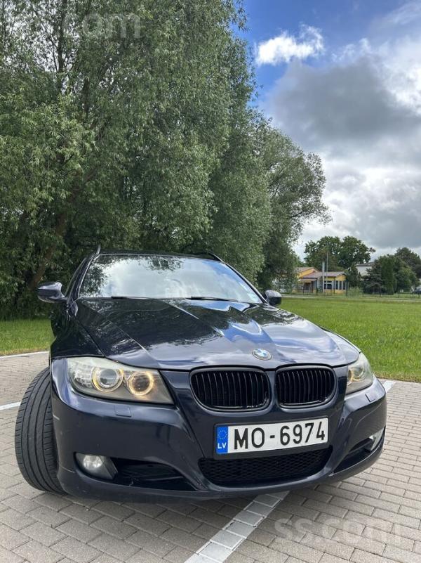 Zils BMW 318 2010 Tukums, ar dzinēja tilpumu 2.00 L un nobraukumu 345 tūkst. km par 4750 €, foto 4 vietnē AUTOMOTO.COM.LV