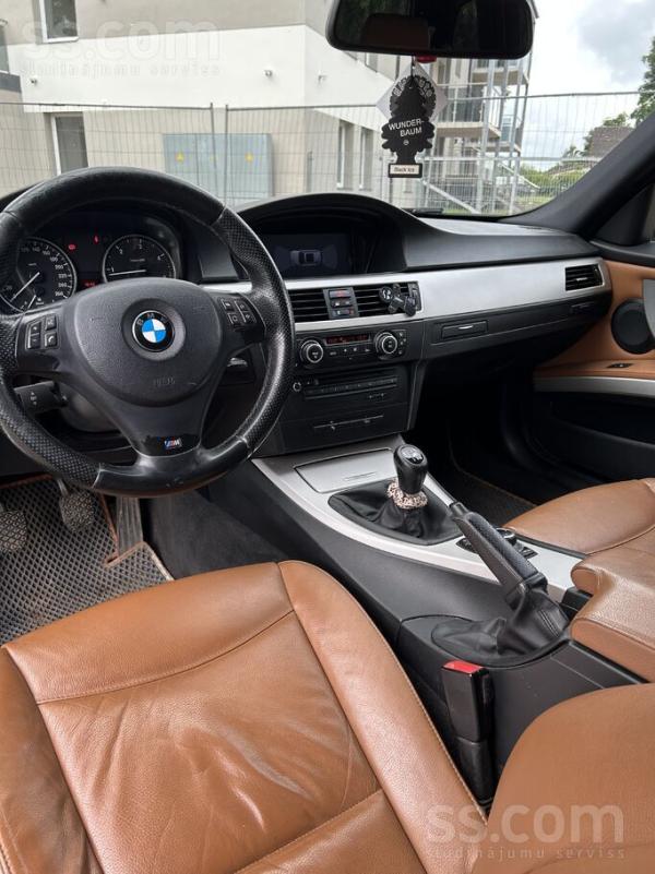 Blue BMW 318 2010 in Tukums, with an engine capacity of 2.00 L and mileage of 345 thousand km for 4750 €, photo 5 on AUTOMOTO.COM.LV