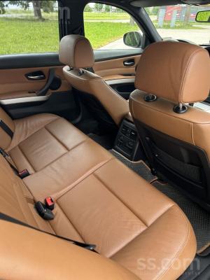 Zils BMW 318 2010 Tukums, ar dzinēja tilpumu 2.00 L un nobraukumu 345 tūkst. km par 4750 €, foto 8 vietnē AUTOMOTO.COM.LV