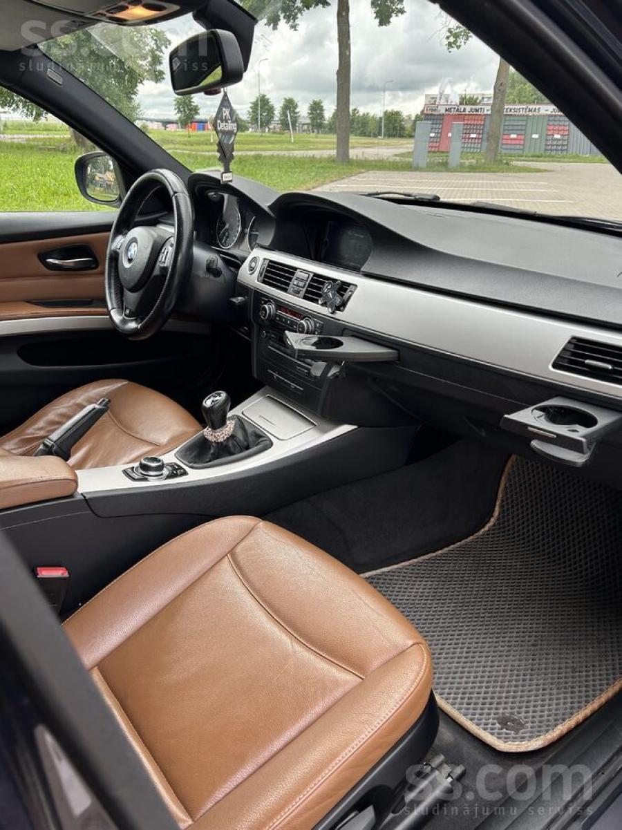Zils BMW 318 2010 Tukums, ar dzinēja tilpumu 2.00 L un nobraukumu 345 tūkst. km par 4750 €, foto 9 vietnē AUTOMOTO.COM.LV