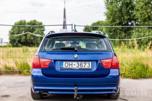 Zils BMW 318 2010 Rīga, ar dzinēja tilpumu 2.00 L un nobraukumu 286 tūkst. km par 5790 €, foto 9 vietnē AUTOMOTO.COM.LV
