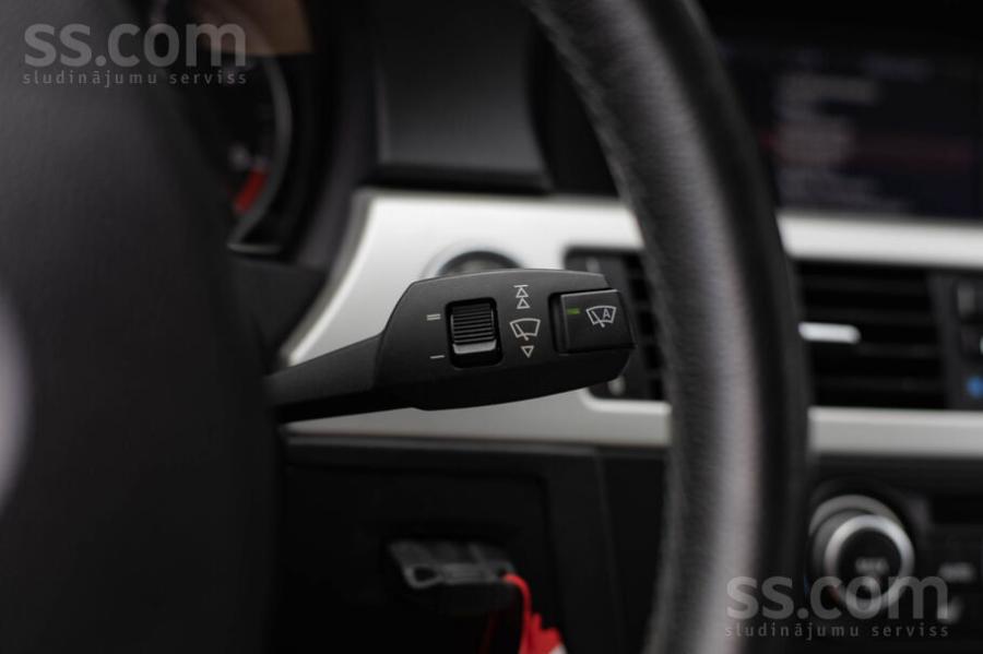 Zils BMW 318 2010 Rīga, ar dzinēja tilpumu 2.00 L un nobraukumu 286 tūkst. km par 5790 €, foto 18 vietnē AUTOMOTO.COM.LV