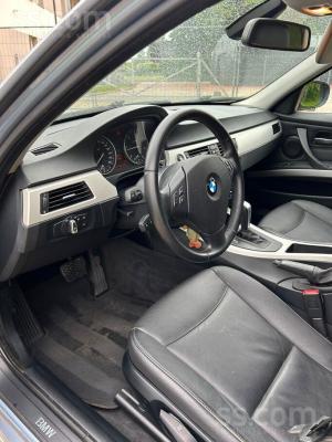 Blue BMW 318 2010 in Riga, with an engine capacity of 2.00 L and mileage of 266 thousand km for 3200 €, photo 4 on AUTOMOTO.COM.LV