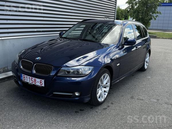 Blue BMW 318 2010 in Riga, with an engine capacity of 2.00 L and mileage of 239 thousand km for 3300 €, photo 1 on AUTOMOTO.COM.LV