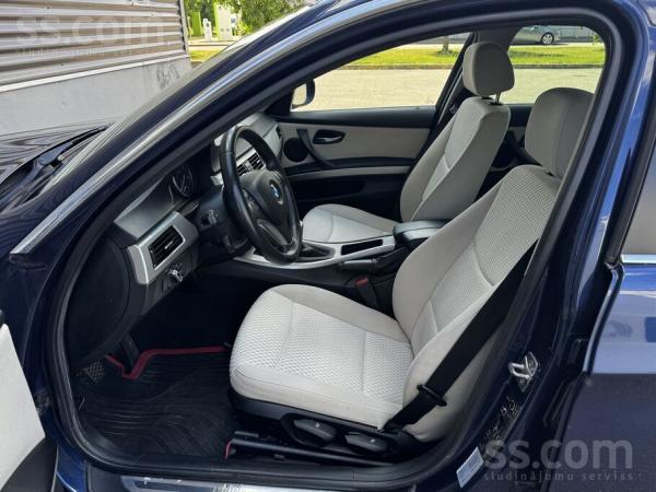 Blue BMW 318 2010 in Riga, with an engine capacity of 2.00 L and mileage of 239 thousand km for 3300 €, photo 9 on AUTOMOTO.COM.LV