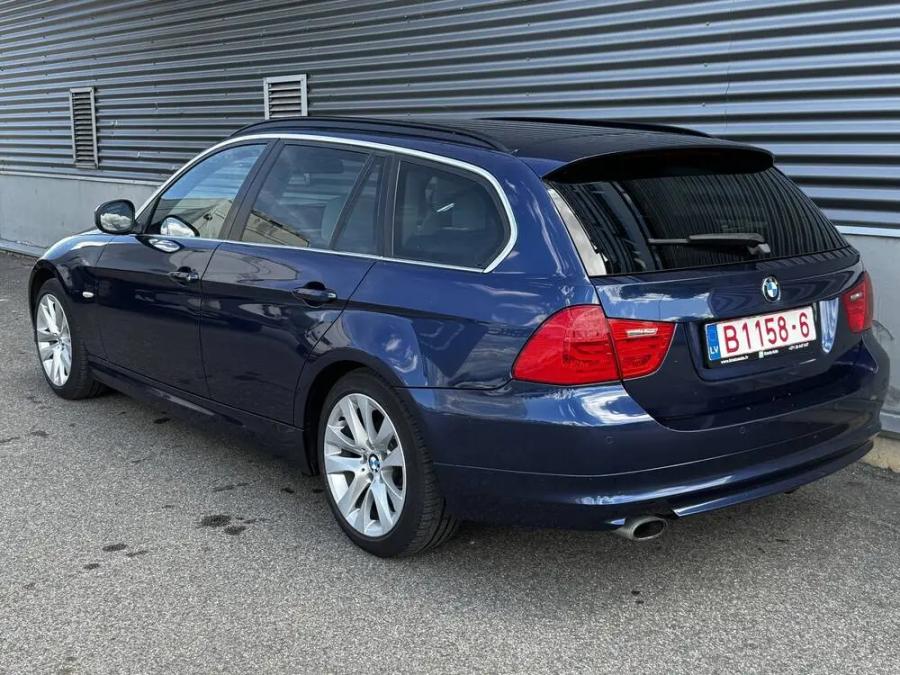 Blue BMW 318 2010 in Riga, with an engine capacity of 2.00 L and mileage of 239 thousand km for 3300 €, photo 4 on AUTOMOTO.COM.LV