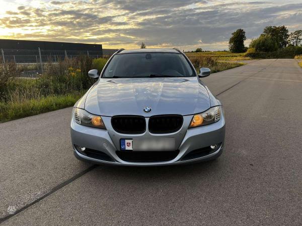 Zils BMW 318 2010 Viļņa, ar dzinēja tilpumu 2.00 L un nobraukumu 246 tūkst. km par 3390 €, foto 10 vietnē AUTOMOTO.COM.LV