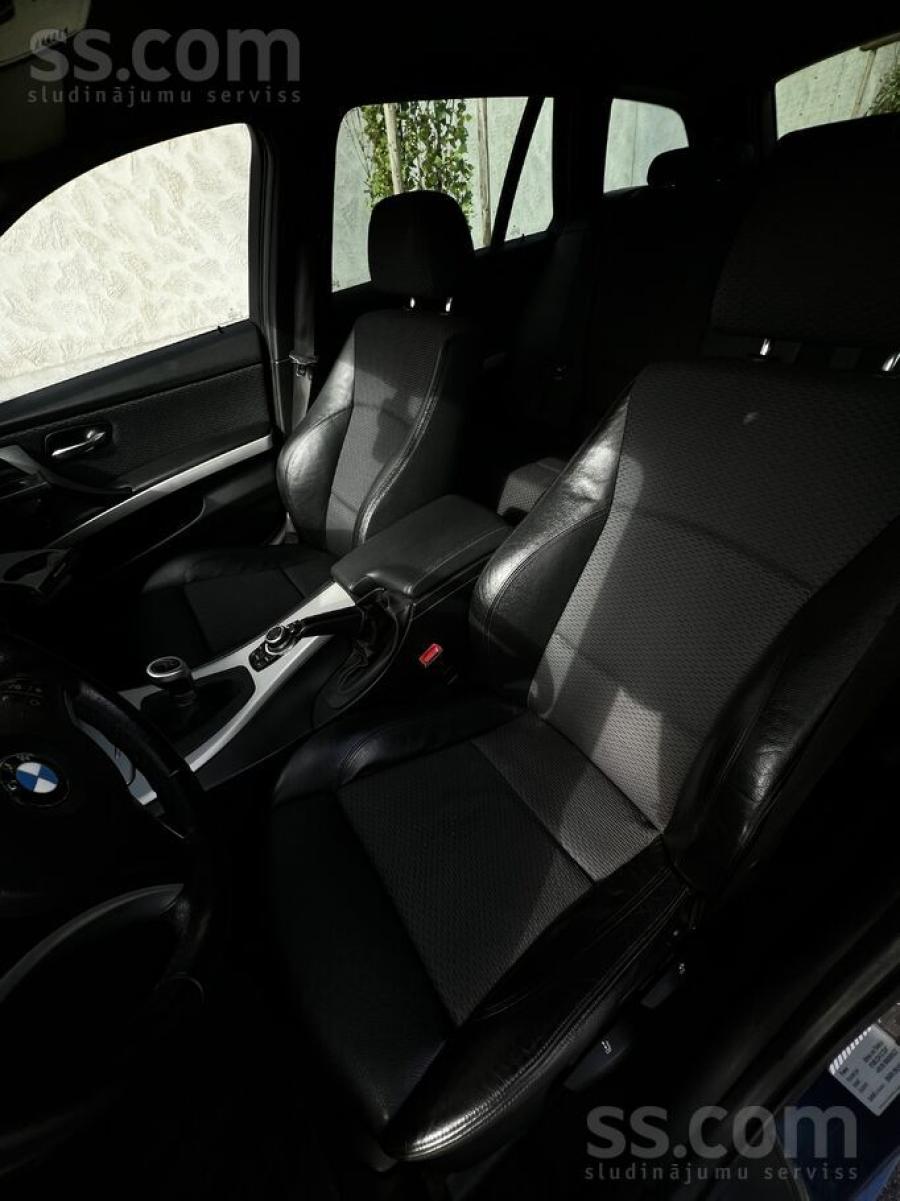 Blue BMW 318 2010 in Riga, with an engine capacity of 2.00 L and mileage of 317 thousand km for 4550 €, photo 11 on AUTOMOTO.COM.LV