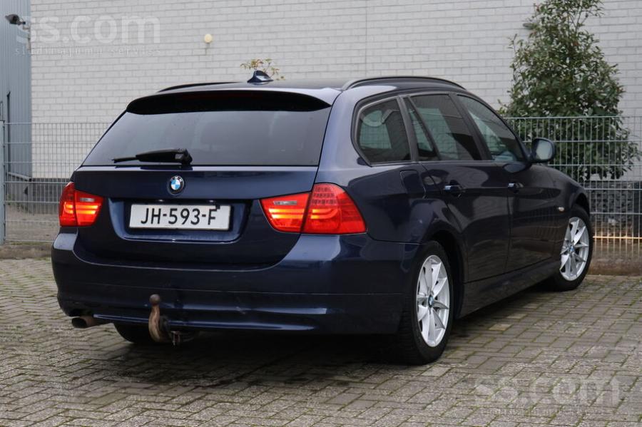 Zils BMW 318 2011 Valmiera, ar dzinēja tilpumu 2.00 L un nobraukumu 384 tūkst. km par 3795 €, foto 5 vietnē AUTOMOTO.COM.LV