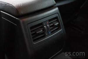 Zils BMW 318 2011 Valmiera, ar dzinēja tilpumu 2.00 L un nobraukumu 384 tūkst. km par 3795 €, foto 14 vietnē AUTOMOTO.COM.LV