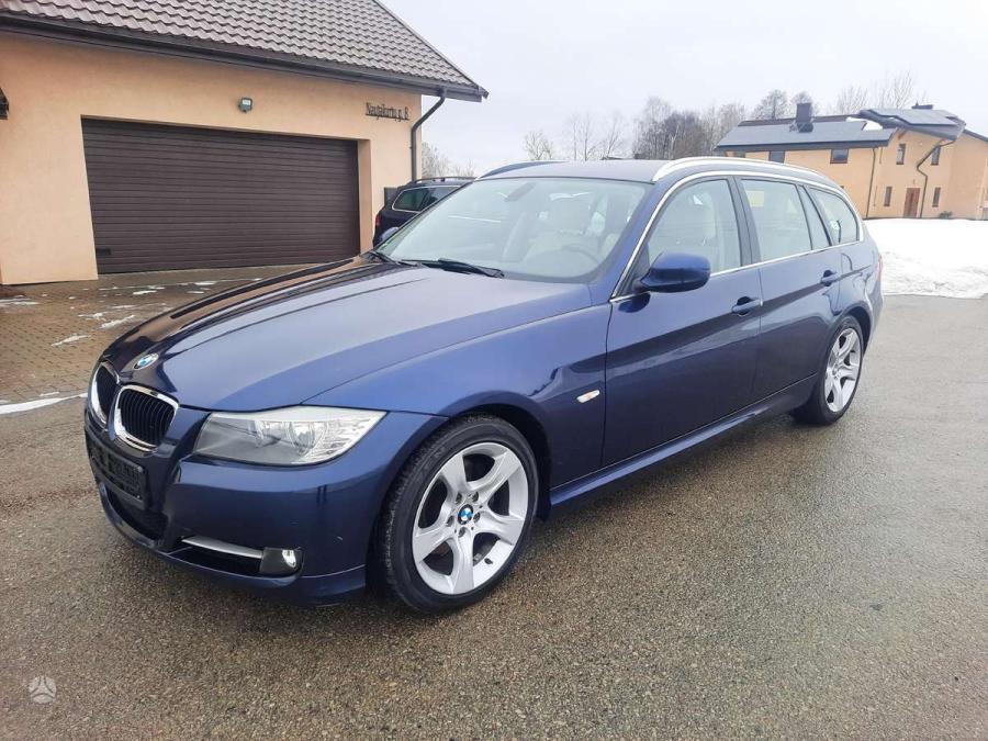 Zils BMW 318 2011 Alīta, ar dzinēja tilpumu 2.00 L un nobraukumu 205 tūkst. km par 4150 €, foto 1 vietnē AUTOMOTO.COM.LV