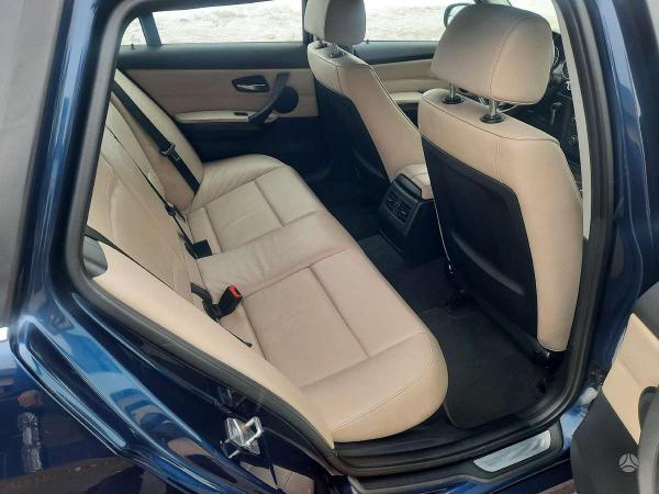 Zils BMW 318 2011 Alīta, ar dzinēja tilpumu 2.00 L un nobraukumu 205 tūkst. km par 4150 €, foto 11 vietnē AUTOMOTO.COM.LV