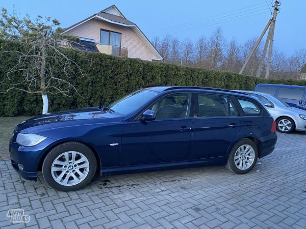 Blue BMW 318 2011 in Vilkaviskis, with an engine capacity of 2.00 L and mileage of 265 thousand km for 4999 €, photo 5 on AUTOMOTO.COM.LV