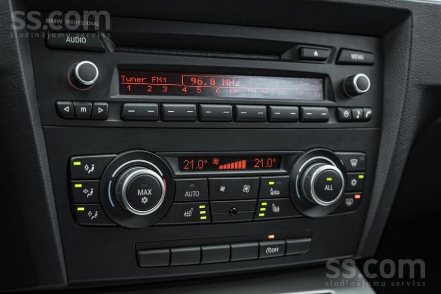 Zils BMW 318 2011 Rīga, ar dzinēja tilpumu 2.00 L un nobraukumu 0 tūkst. km par 4950 €, foto 22 vietnē AUTOMOTO.COM.LV