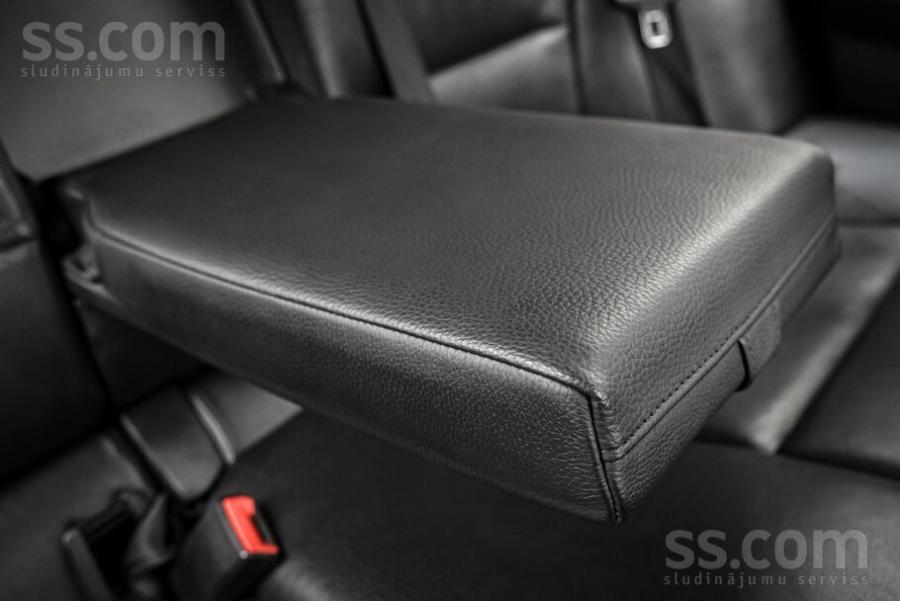 Blue BMW 318 2011 in Riga, with an engine capacity of 2.00 L and mileage of 0 thousand km for 6950 €, photo 12 on AUTOMOTO.COM.LV