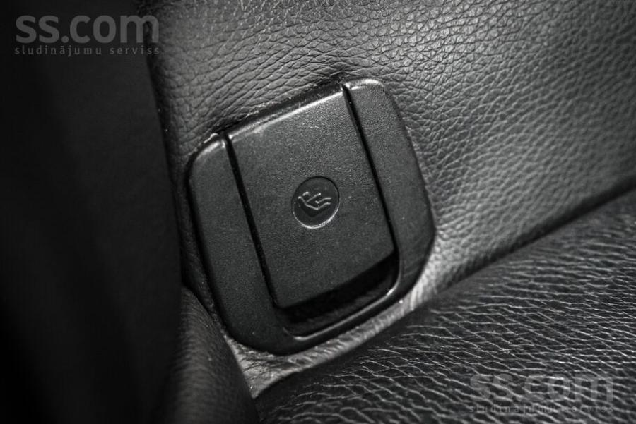 Blue BMW 318 2011 in Riga, with an engine capacity of 2.00 L and mileage of 0 thousand km for 6950 €, photo 13 on AUTOMOTO.COM.LV
