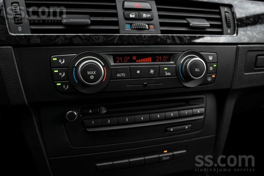 Blue BMW 318 2011 in Riga, with an engine capacity of 2.00 L and mileage of 0 thousand km for 6950 €, photo 21 on AUTOMOTO.COM.LV