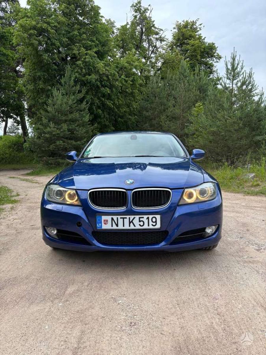 Zils BMW 318 2011 Viļņa, ar dzinēja tilpumu 2.00 L un nobraukumu 276 tūkst. km par 4200 €, foto 3 vietnē AUTOMOTO.COM.LV