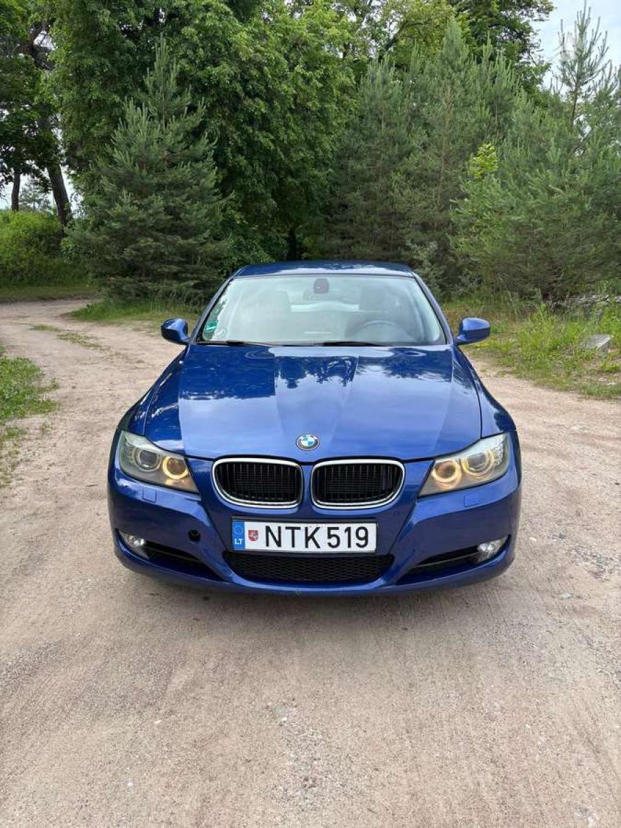 Zils BMW 318 2011 Viļņa, ar dzinēja tilpumu 2.00 L un nobraukumu 276 tūkst. km par 4200 €, foto 4 vietnē AUTOMOTO.COM.LV