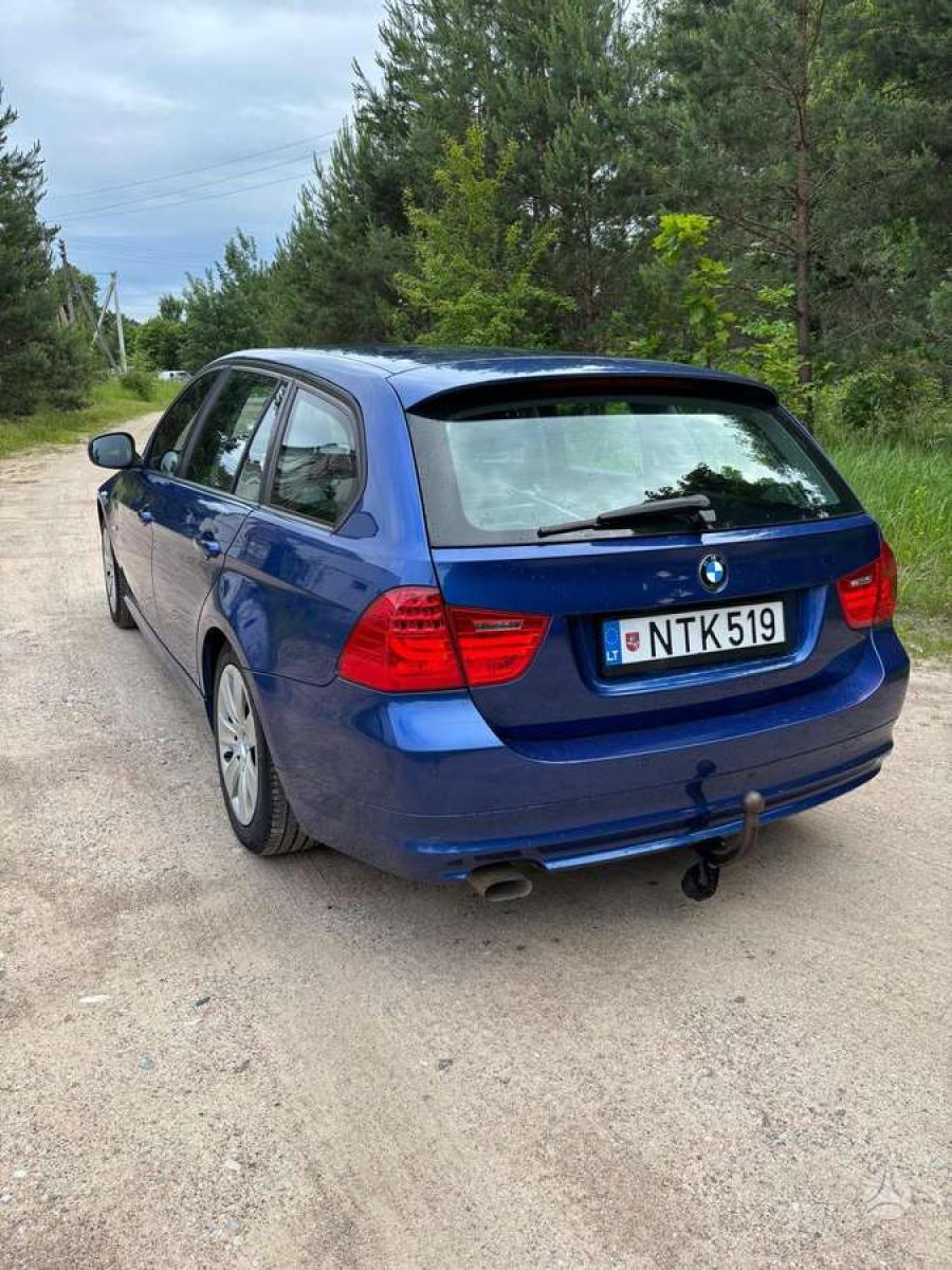 Zils BMW 318 2011 Viļņa, ar dzinēja tilpumu 2.00 L un nobraukumu 276 tūkst. km par 4200 €, foto 5 vietnē AUTOMOTO.COM.LV